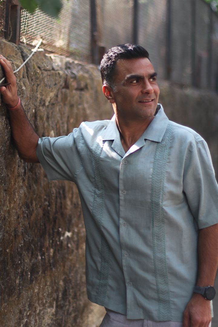 Nimbus- Embroidered Cuban Collar Half Sleeve Linen Shirt - Santorini B ...